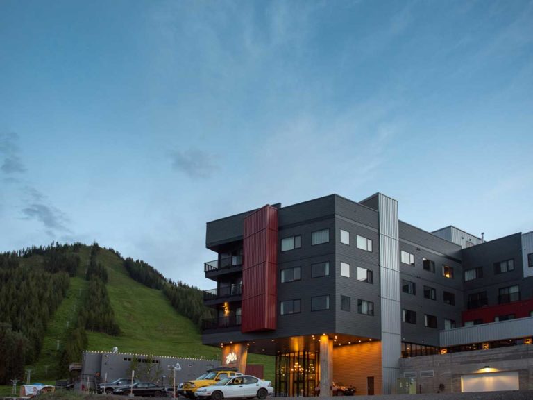 Rossland Lodging | The Josie Photo Gallery | Red Mountain