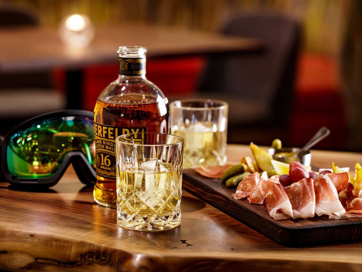 Restaurant & Lounge in Rossland, BC — The Velvet